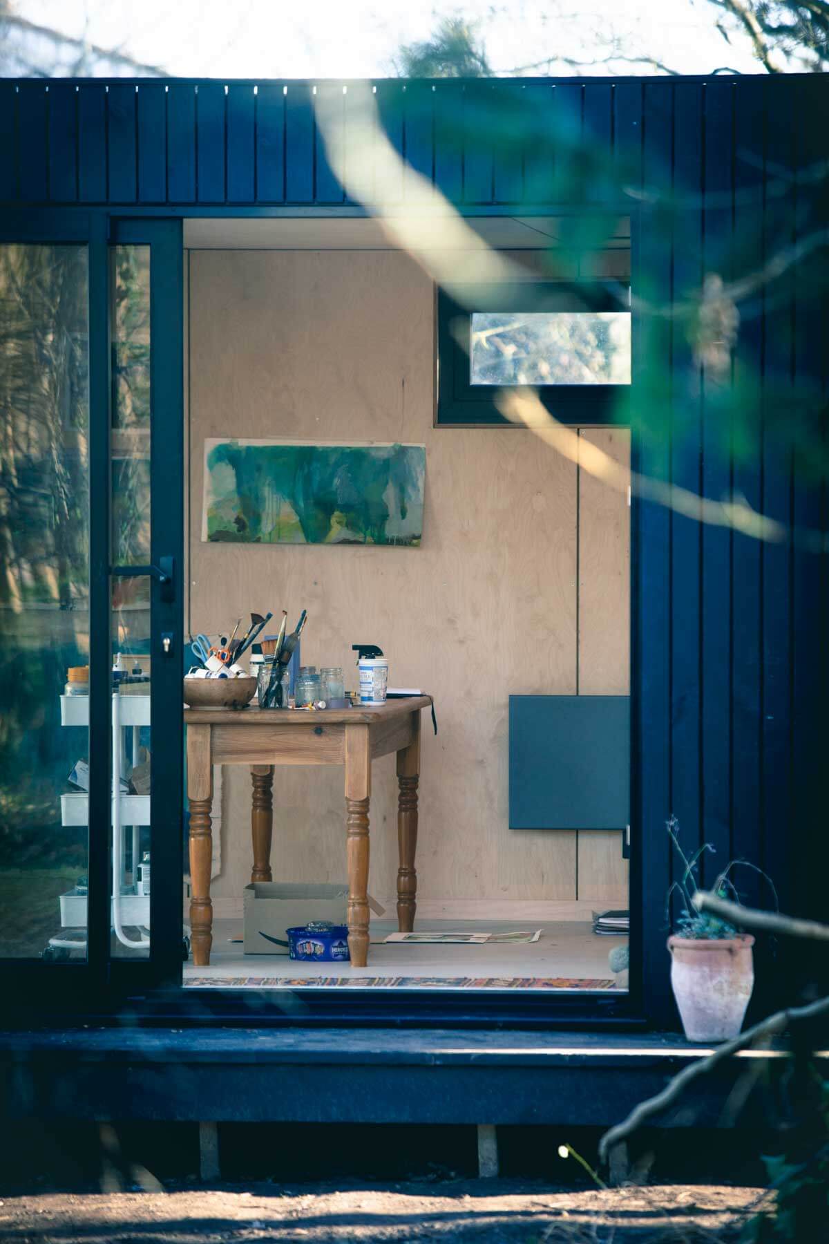 An Artist's Studio - Okopod