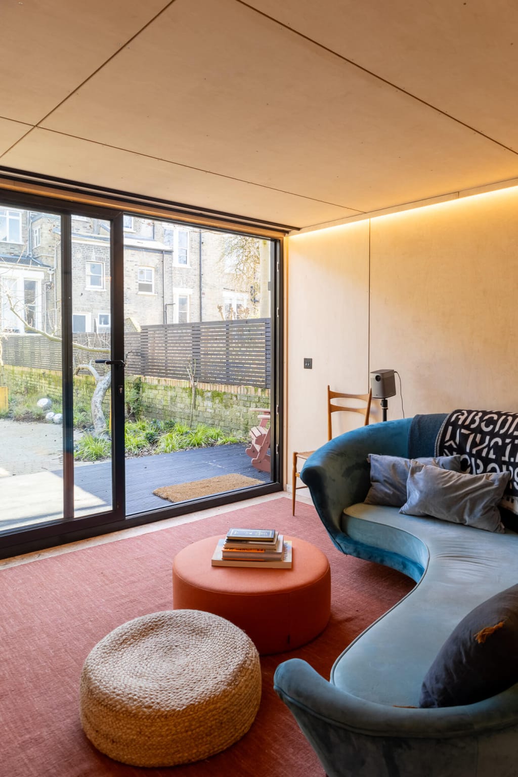 Prefab Backyard Movie Room | Home Cinema Ideas - Okopod